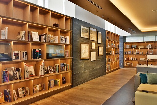 「CAFE SKY LIBRARY」(千歳市-カフェ-〒066-0012)の地図/アクセス/地点情報 - NAVITIME