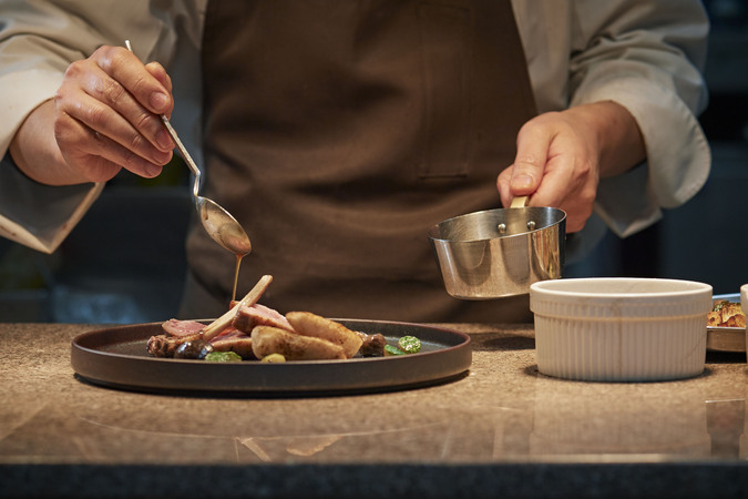 Restaurant Chez Nous - Restaurant Guide - TableCheck