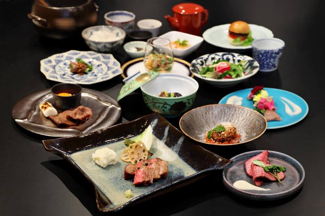 Wagyu niku ryouri Matsugasaki Hirari - Restaurant Guide - TableCheck