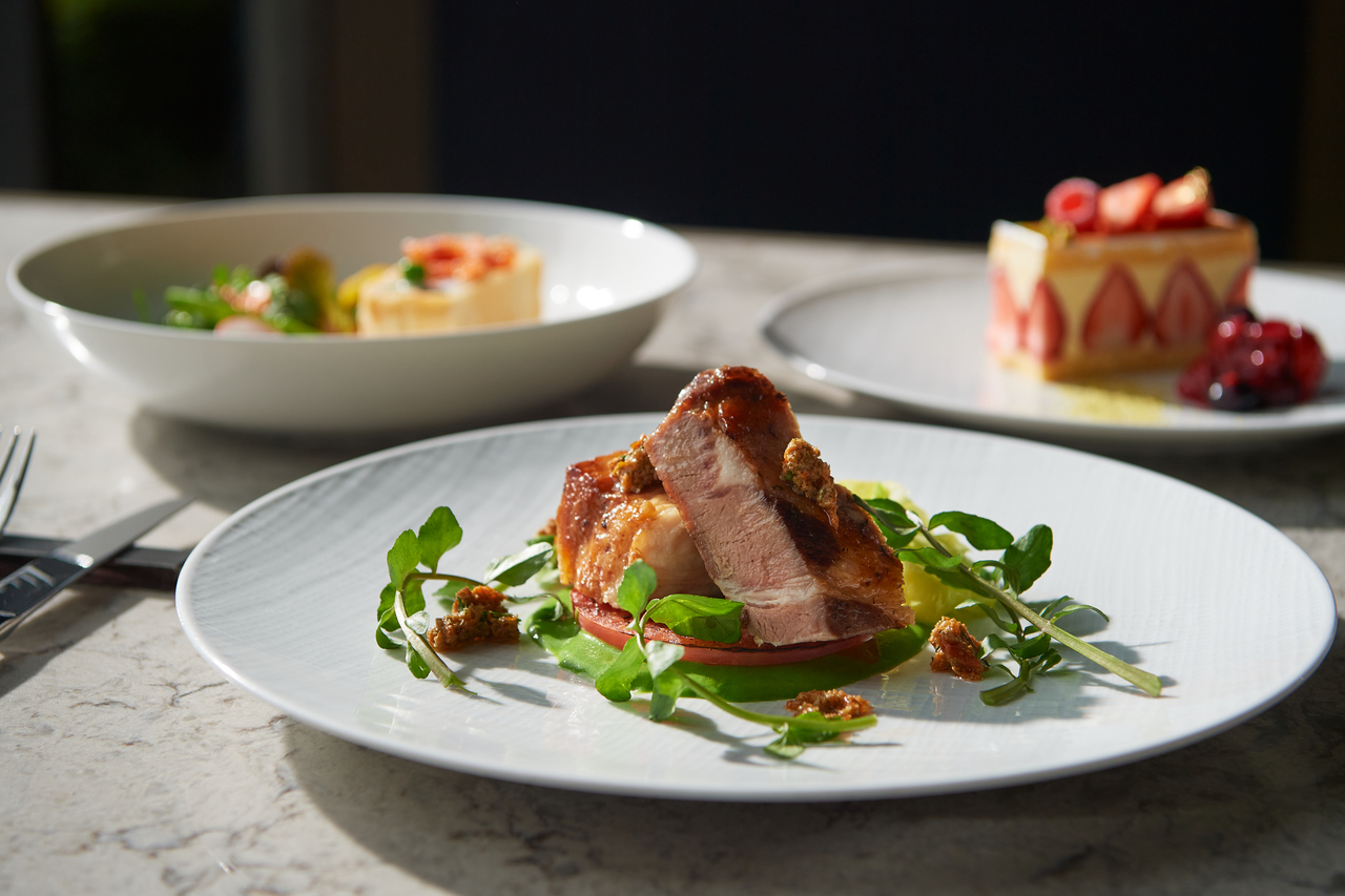 PIGNETO - Four Seasons Hotel Tokyo at Otemachi - TableCheck