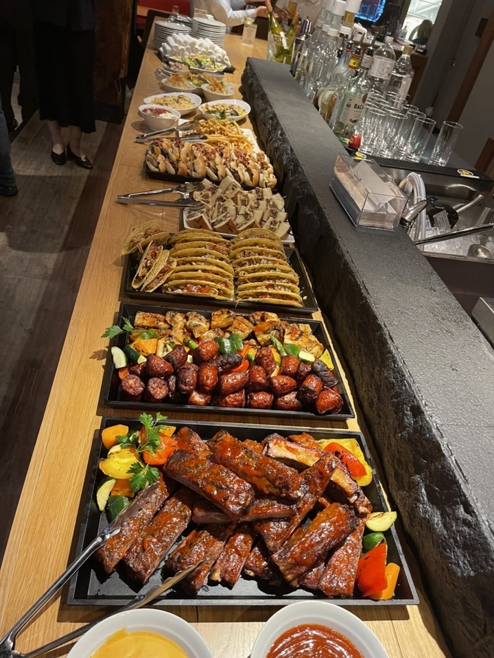 Midtown BBQ Tokyo - TableCheck